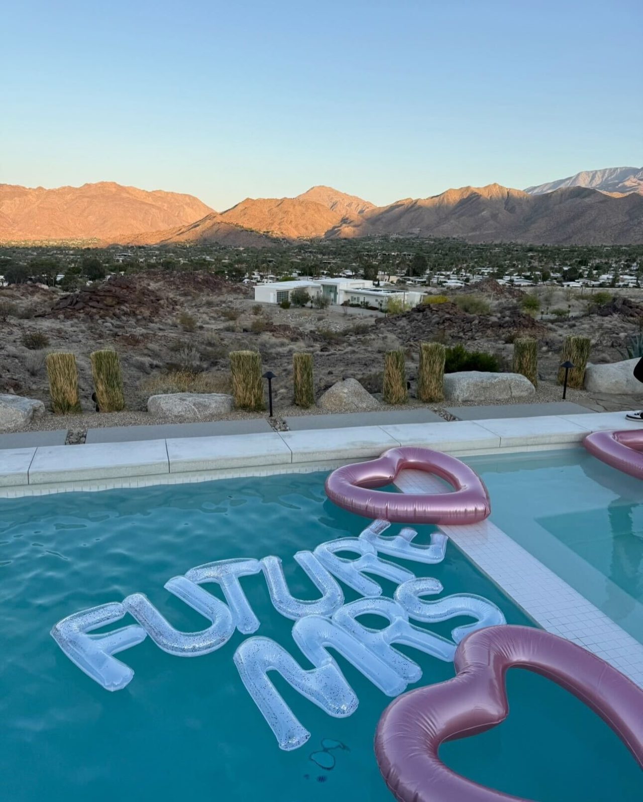 How to Throw the Perfect June Bachelorette Party: Themes & Tips - Pearl ...