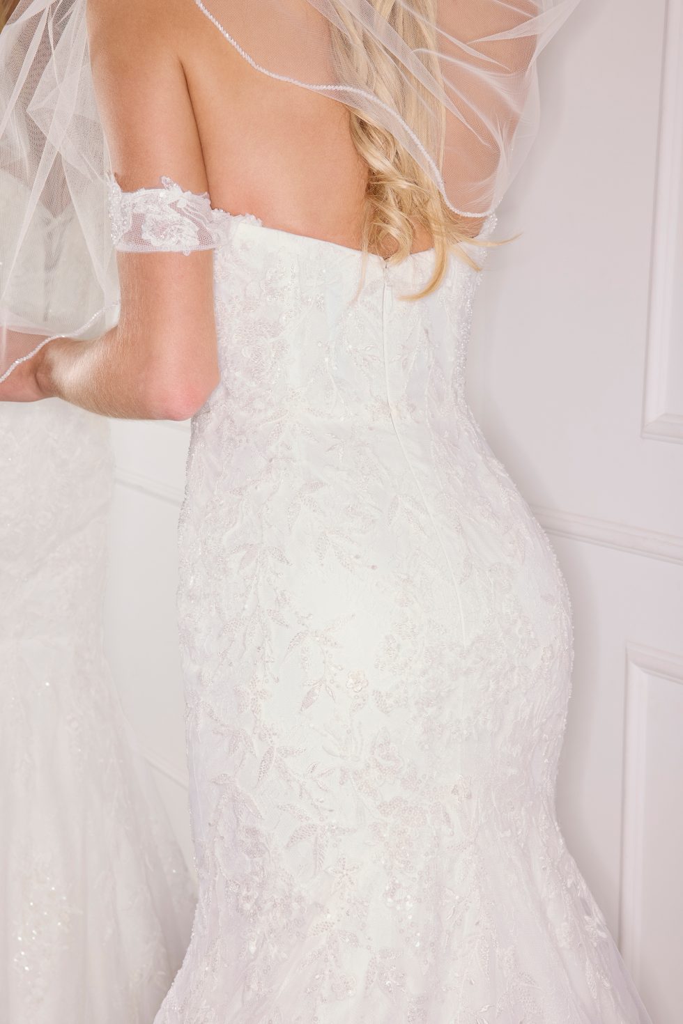 What Does a Bride Need on Her Wedding Day? - Pearl by David's
